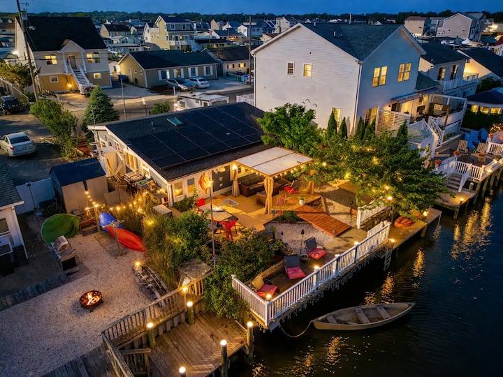 Waterfront Oasis, Backyard Haven, Lbi, Near Beach - Long Beach Island, NJ