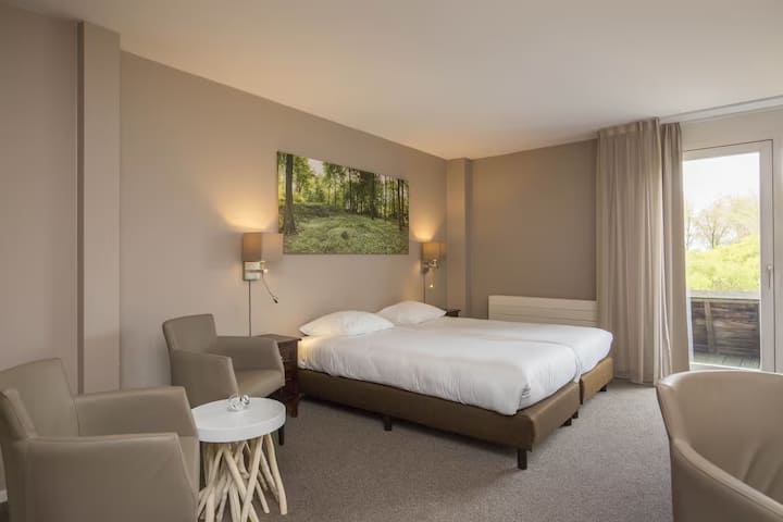 Relax With Free Parking, Dining, And Scenic Views - Wijk aan Zee