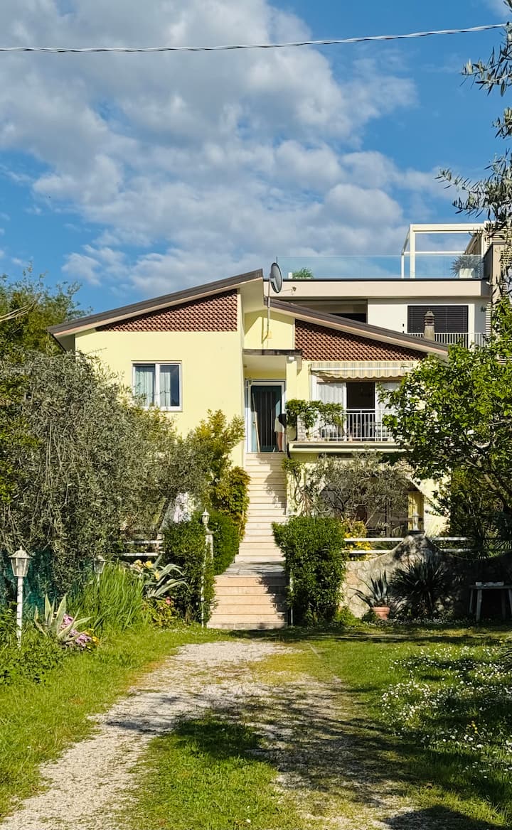 Ferienwohnung Mit Pool - App B - Lazise