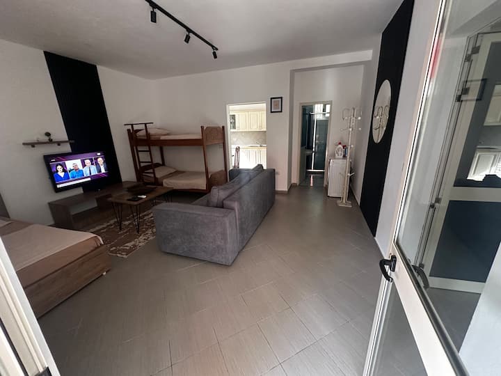 Casa Privata Con Giardino - Velipojë