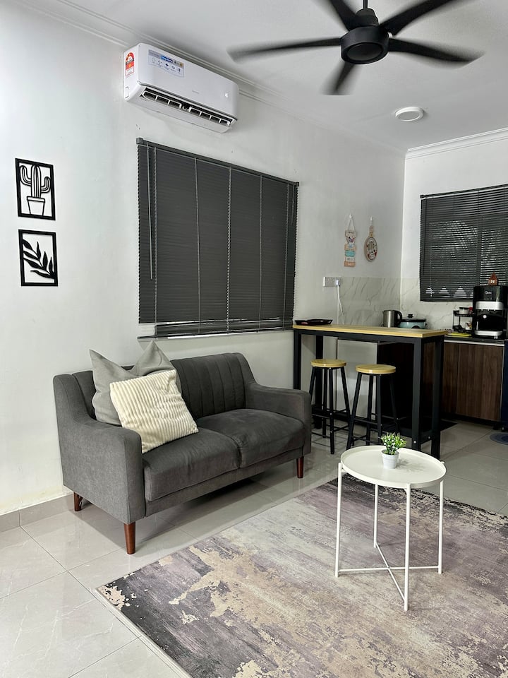 Homestay A&a 
(Sg. Lang, Banting) - Banting