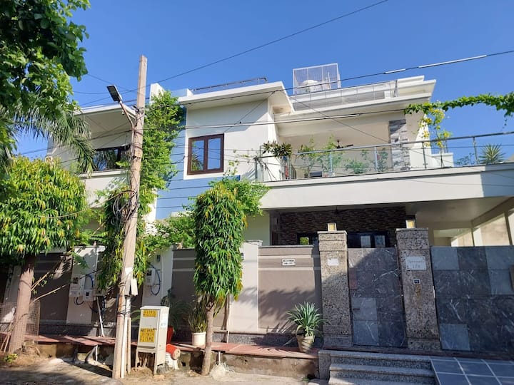 Blossom Bliss Bnb - Agra