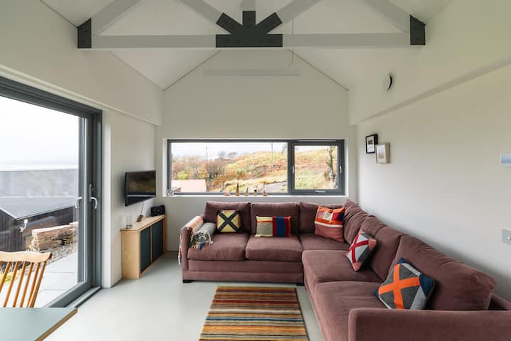 Bothan By The Sea | Isle Of Skye - Skye