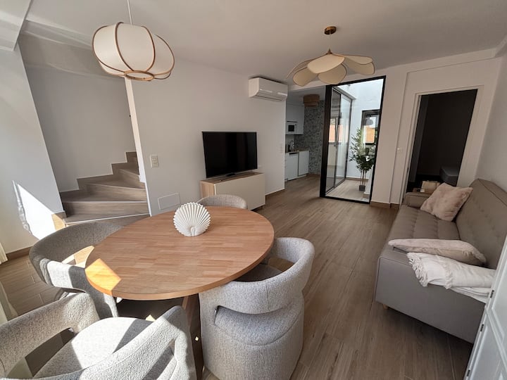 Casa Nueva En El Centro - Águilas