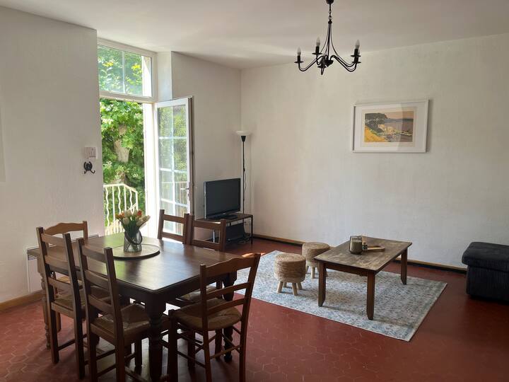 Maison Dans Le Village, Proche Avignon - Avignon
