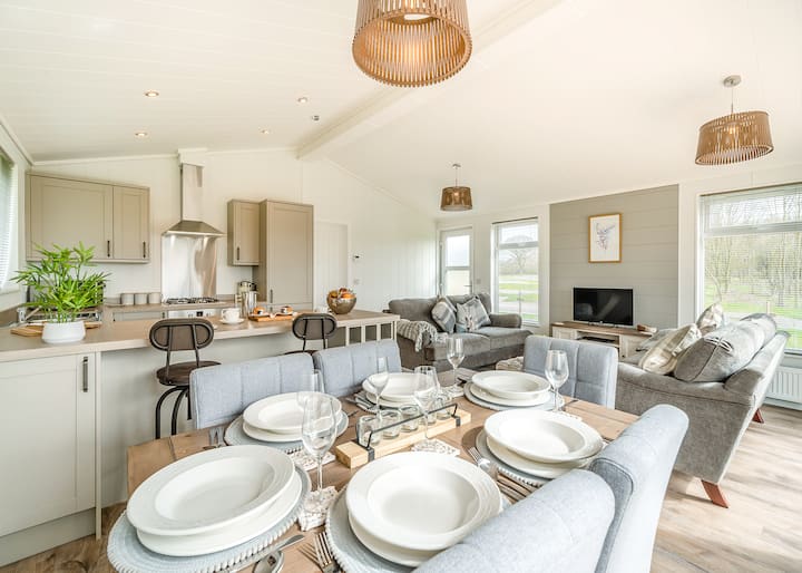 Fallow Lodge - Northumberland