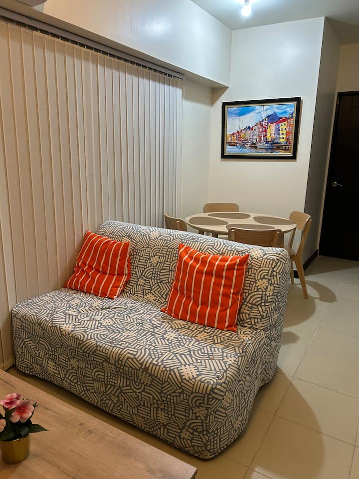 Calathea Place 2br Near Airport - Parañaque