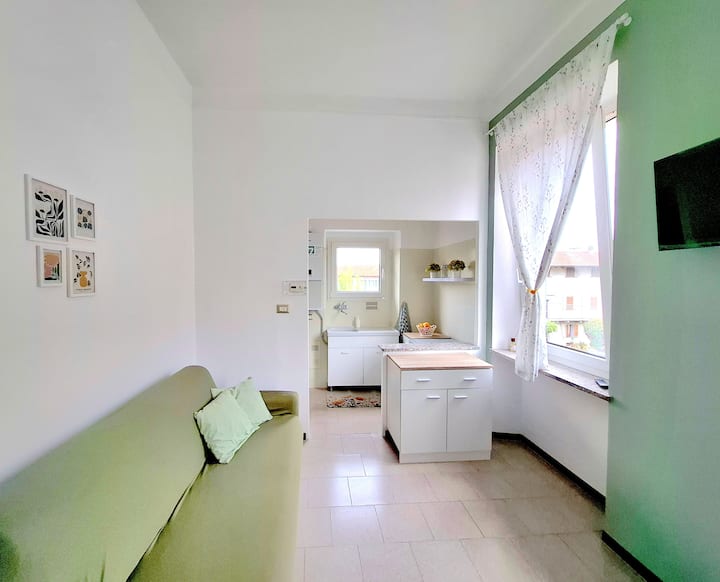 Green House [Lake 5 Min] - Arona