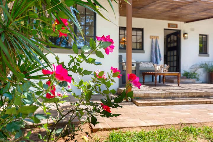 Seaforth Country House - Cattle Cottage - Dolphin Coast