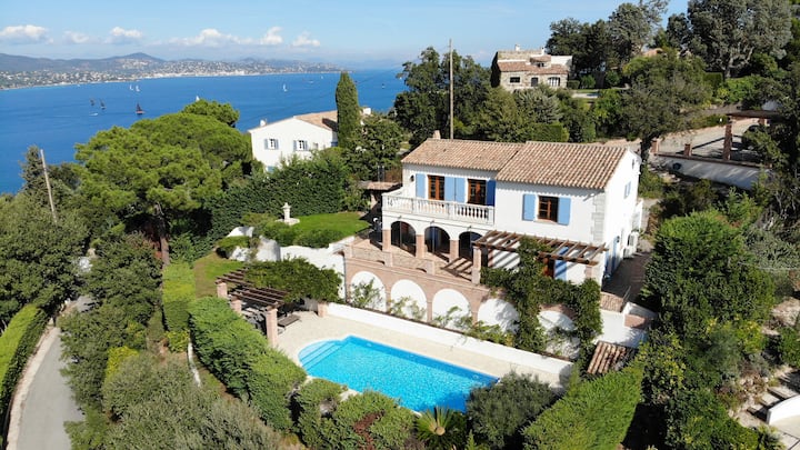 Villa Avec Vue Mer Proche De Saint-tropez - Ramatuelle