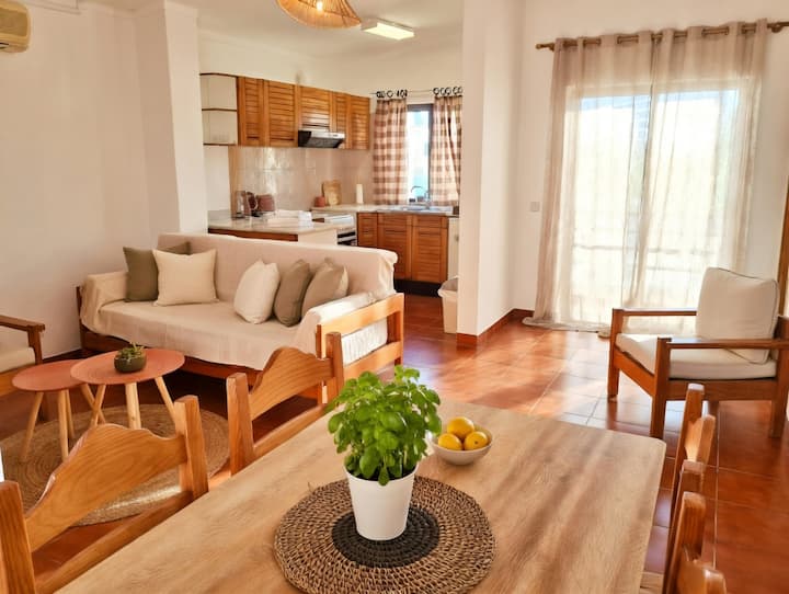 Relax In Alvor | Pool, Terrace & Beach Nearby - Alvor