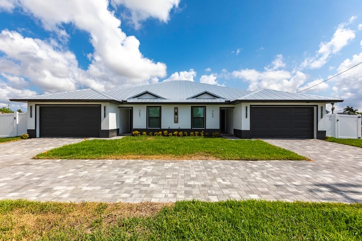 Beautiful Duplex - Cape Coral, FL
