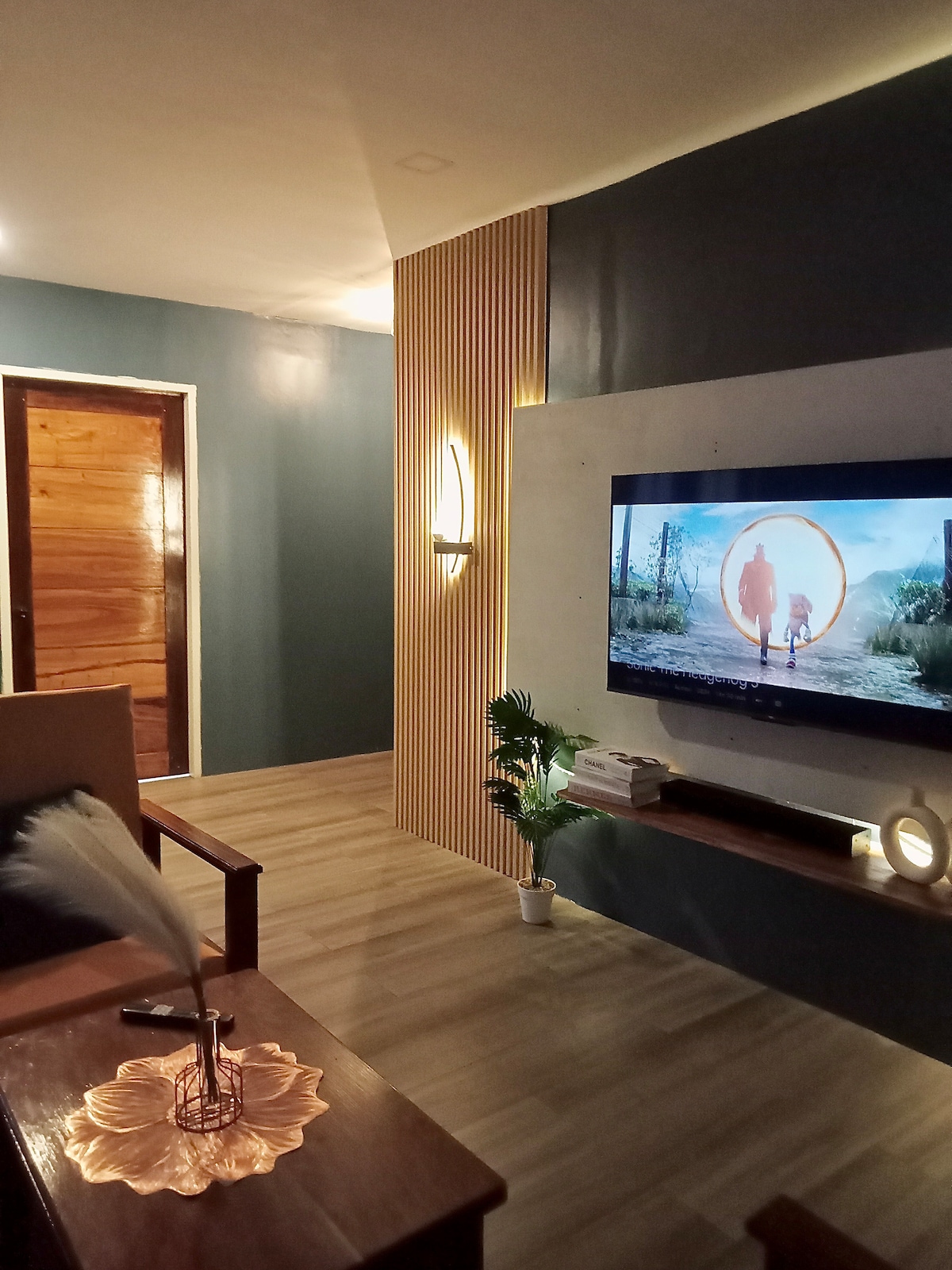 Ba-Lai Evelyn - AC Couple Room (Full Double Bed) - Houses for Rent in ...