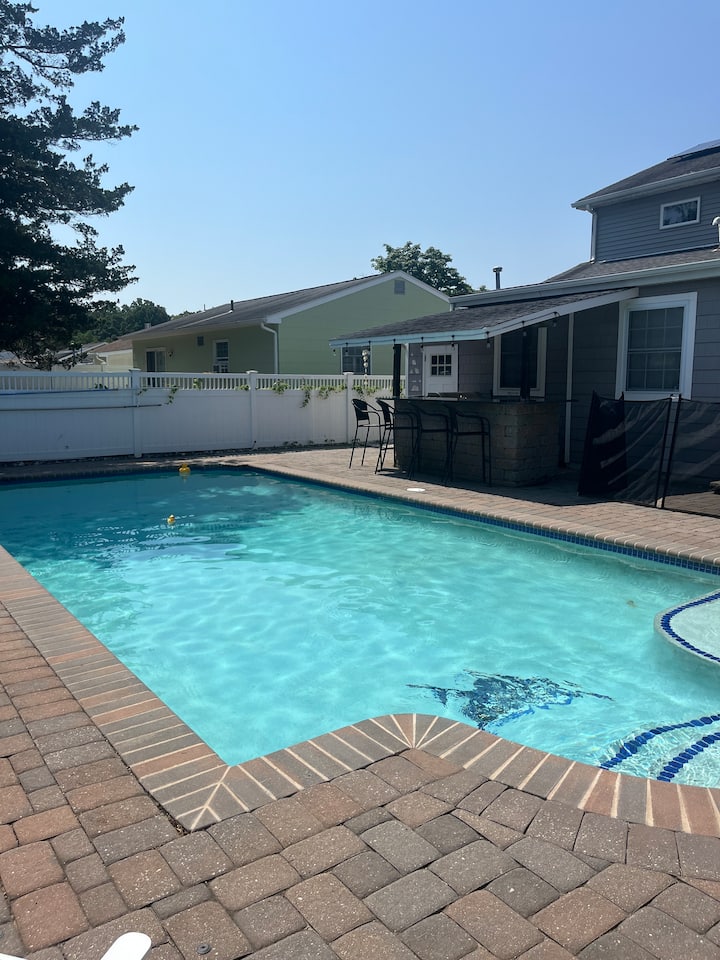 Yr Bayside Oasis: Pool, Firepit Od Kitchen, Playrm - Cape May, NJ