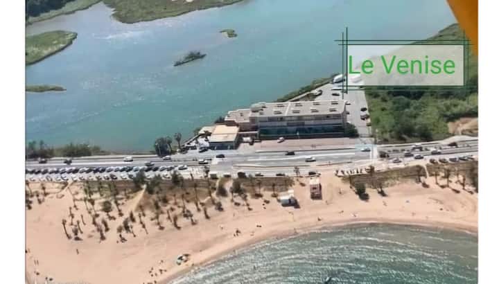 Coquet Studio à 50 M De La Plage - Fréjus