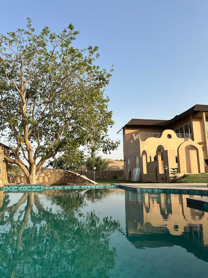 Tuscan Villa - Pushkar