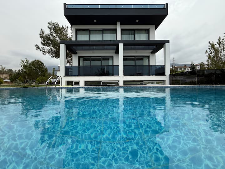 Girne 4+1 ÖZel Havuzlu Lux Villa - Chypre
