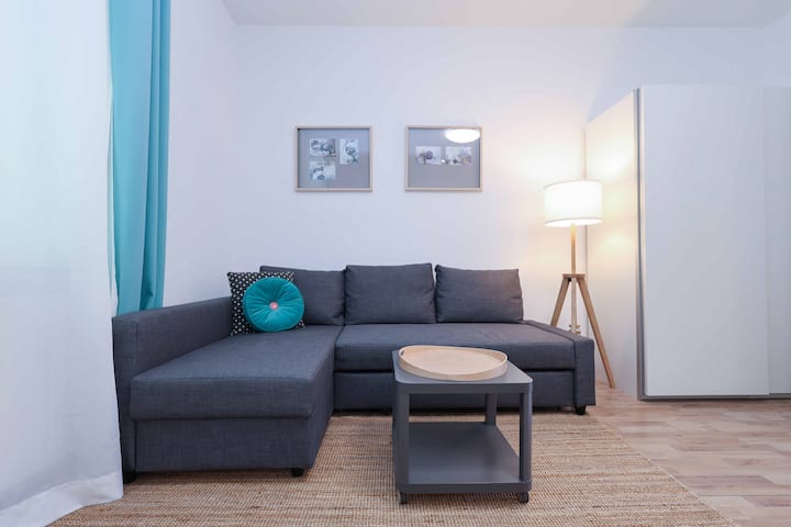 Quiet Apartment Near Center | Great Transport - Pozsony