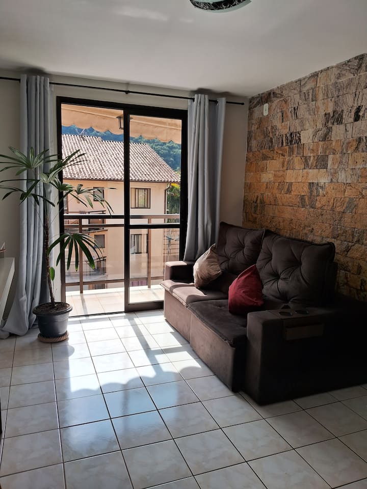 Apartamento Bem Localizado - Nova Friburgo