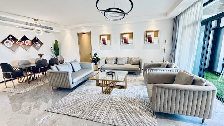 Large Luxury 2 Bedroom Apartment With Rooth Pool - Kinshasa