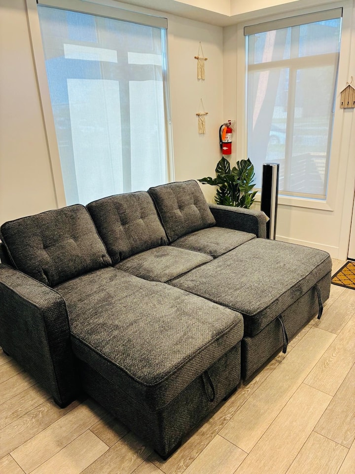 Cozy Suite Across From Ymca,hospital &Amenities - Calgary