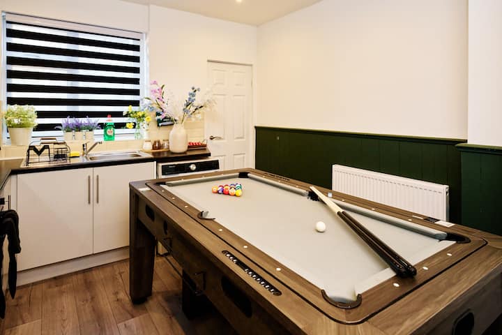 Cosyhome | Nearcitycentre | Sleeps 8 |Free Parking - Royal Leamington Spa