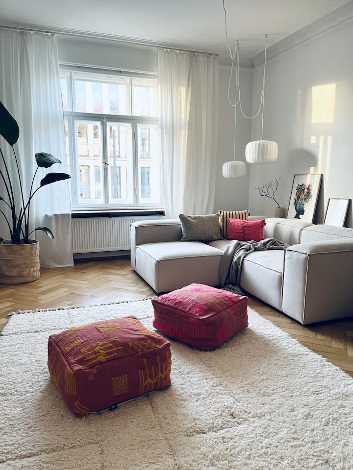 Ruhige, Helle Altbauwohnung - Munique