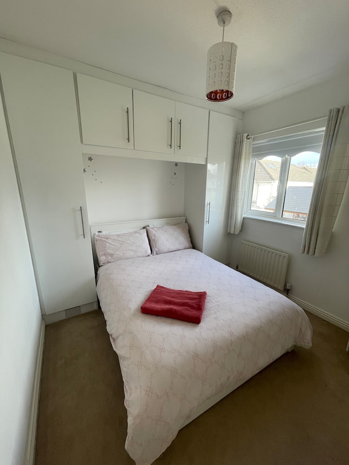 Cozy Double Bedroom Available - Celbridge