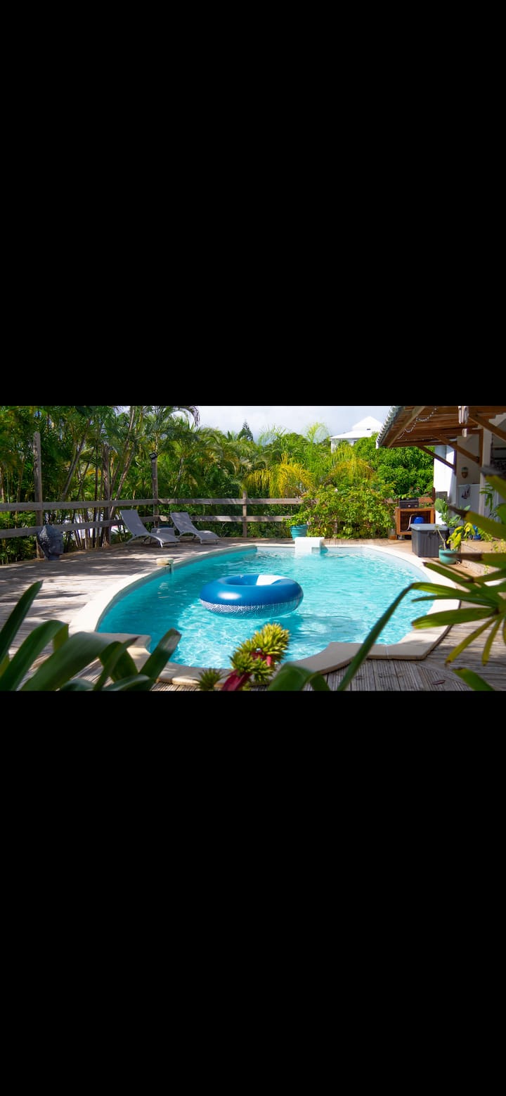 Logement Entier Avec Jardin Et Accès Piscine - Saint-François