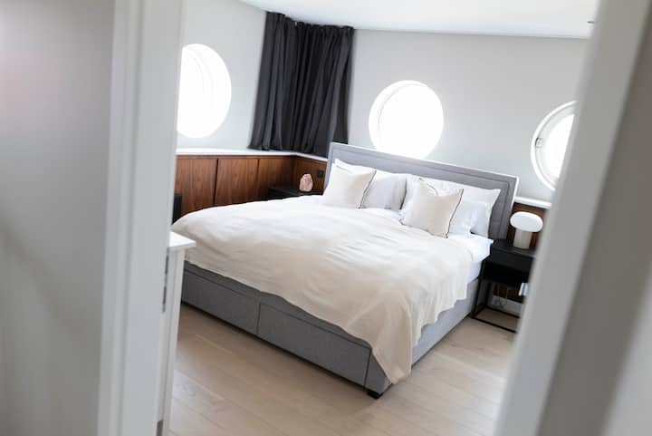 Snowboarder’s Penthouse - Greenland