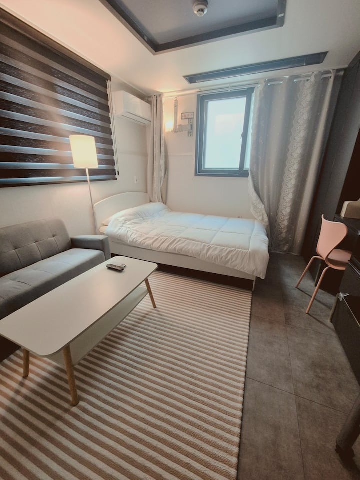 U.hills-302/성심당3분/은행동1분/대전역5분/야구장10분 - Daejeon