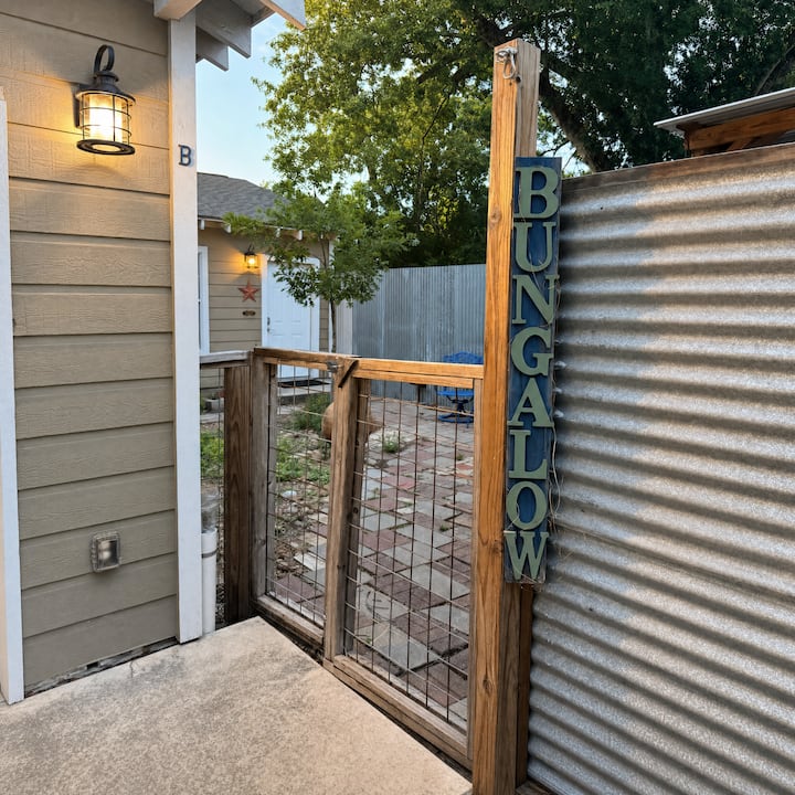 Pet-friendly Bungalow | Walk To Downtown Seguin - Seguin