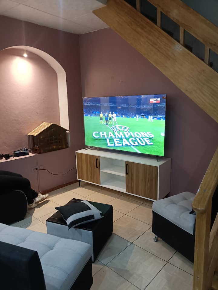 Casa Hogareña - Cuenca, Ecuador