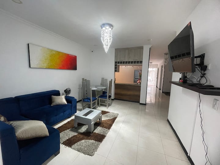 Casa Grande En Valle Del Lili - 산티아고데칼리