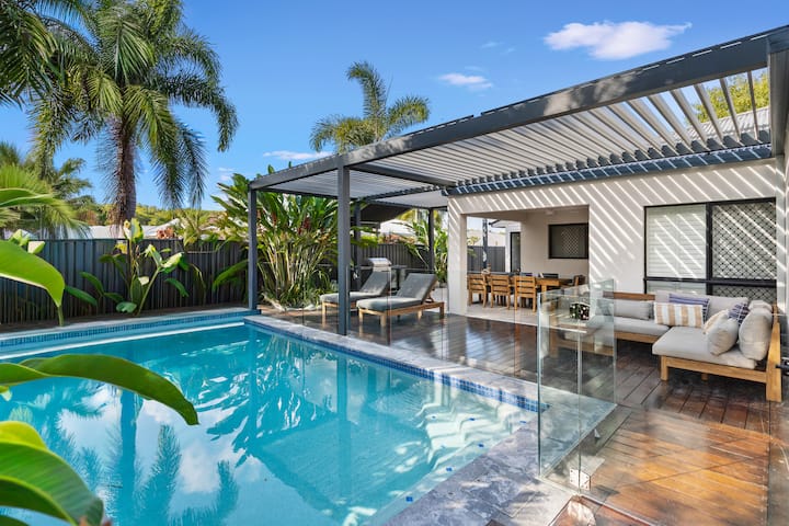 Curlews Nest I 4br I Pool, Bbq & Kewerra Beach - Clifton Beach