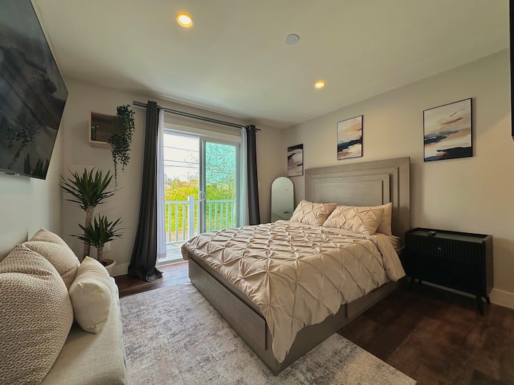 Luxury Beach Balcony Room - Yale,unh,va,beach! - Milford, CT