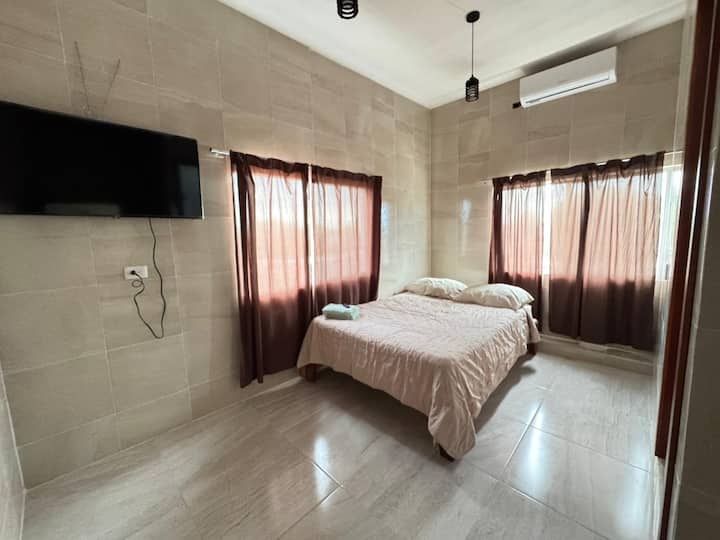 Depa-2 Cuartos- 3 Camas- 2 Baños Completos-a/c - Tapachula