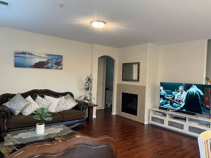 Private Entire Home-perfect For Families & Groups. - Pittsburg, CA