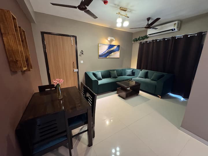 The Olive Lounge - Kalyan