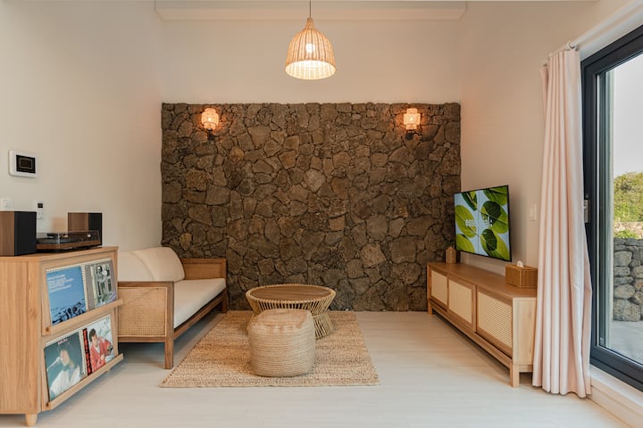 Single Salon Stay / Oil Arm Shell 2301 - Jeju