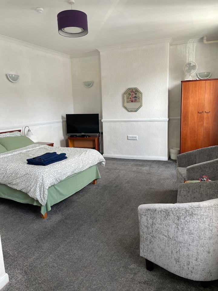 Double Bed With An En-suite - Alston