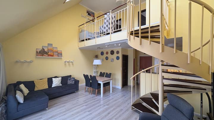 Family Residence + Free Parking - Budapest