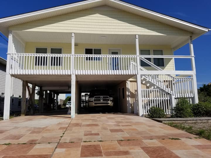 Downtown Topsail, Great For Small Families - Topsail Beach, NC