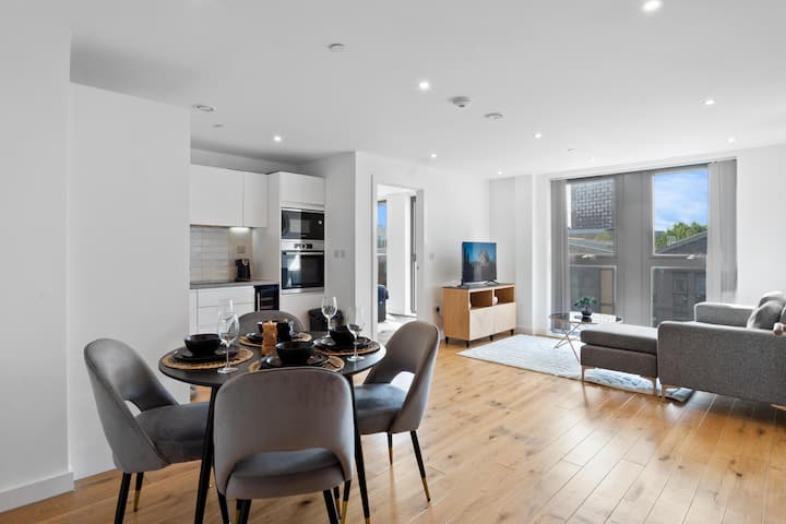 Luxurious 2 Bed City Centre Apartment - Birmingham