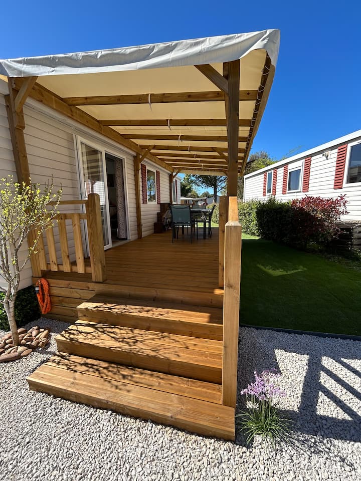Bungalow 4-6 Pers Camping 4 * - Lattes
