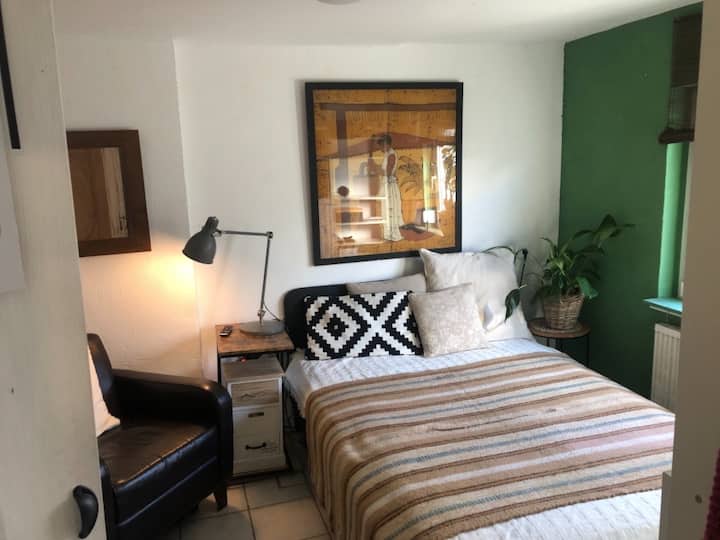 Cosy Little Apartment - Cologne