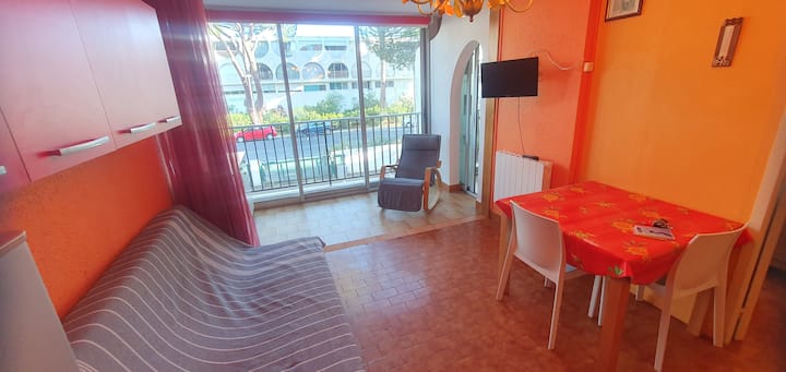 F2 Cabine 4 Personnes, 10mn Plage Commerces, Pkg - La Grande-Motte