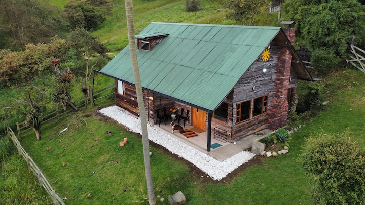Cabaña Avistamiento Ovni En Las Montañas Tabio - Cundinamarca