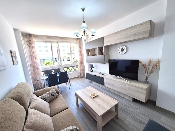 Bonito Apartamento Con Vistas Al Mar Y Céntrico - Nerja