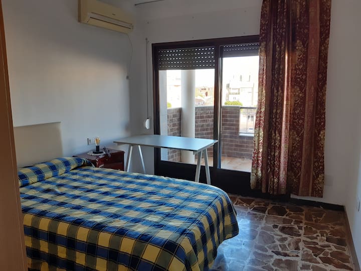 Habitación Individual - Almería